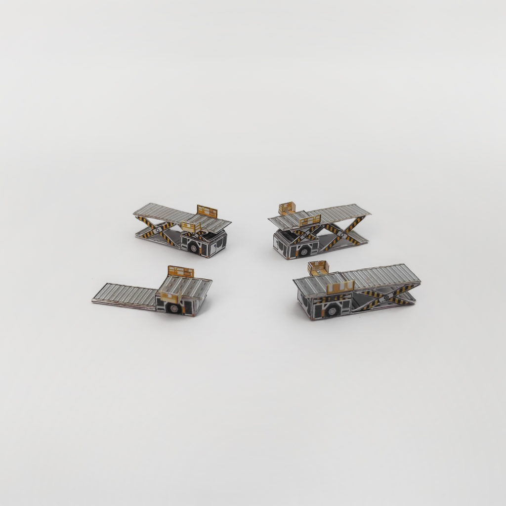 Lower deck ULD loader – Paris Airport Diorama